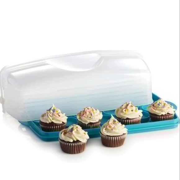 Tupperware | Kitchen | Tupperware Rectangle Sheet Cake And Cupcake ...